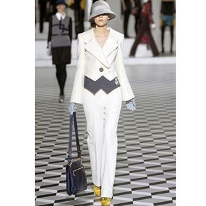 Marc Jacobs | Pants & Jumpsuits | Marc Jacobs White Classic Pants ...